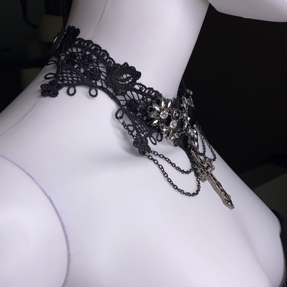 Cache | Jewelry | Cache Lace Crochet Jeweled Cross Necklace | Poshmark